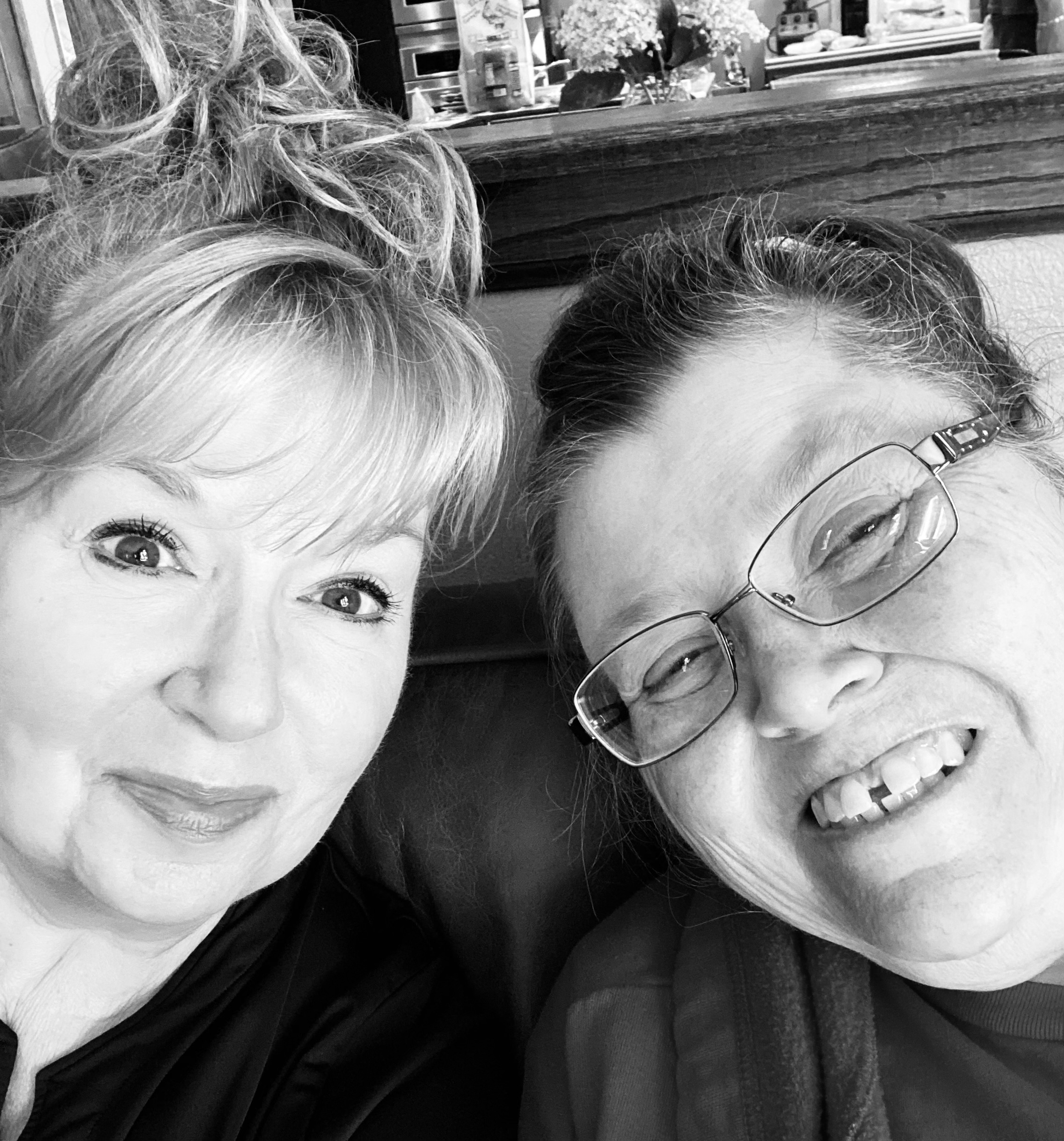 If It’s 6pm it Must Be Lisa – Victoria Ponders